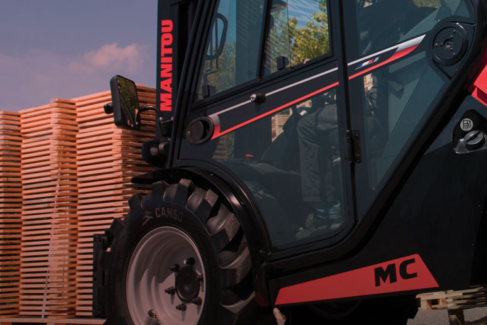 Rough Terrain Forklifts | HTX Material Handling
